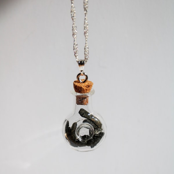 Potion Bottle Necklace - Etsy UK