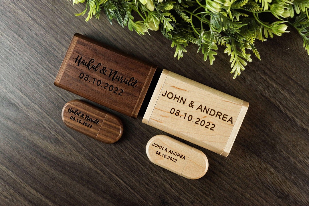 Oval Wood USB Flash Drive & Wooden USB Box Set - Custom Engraved USB ...