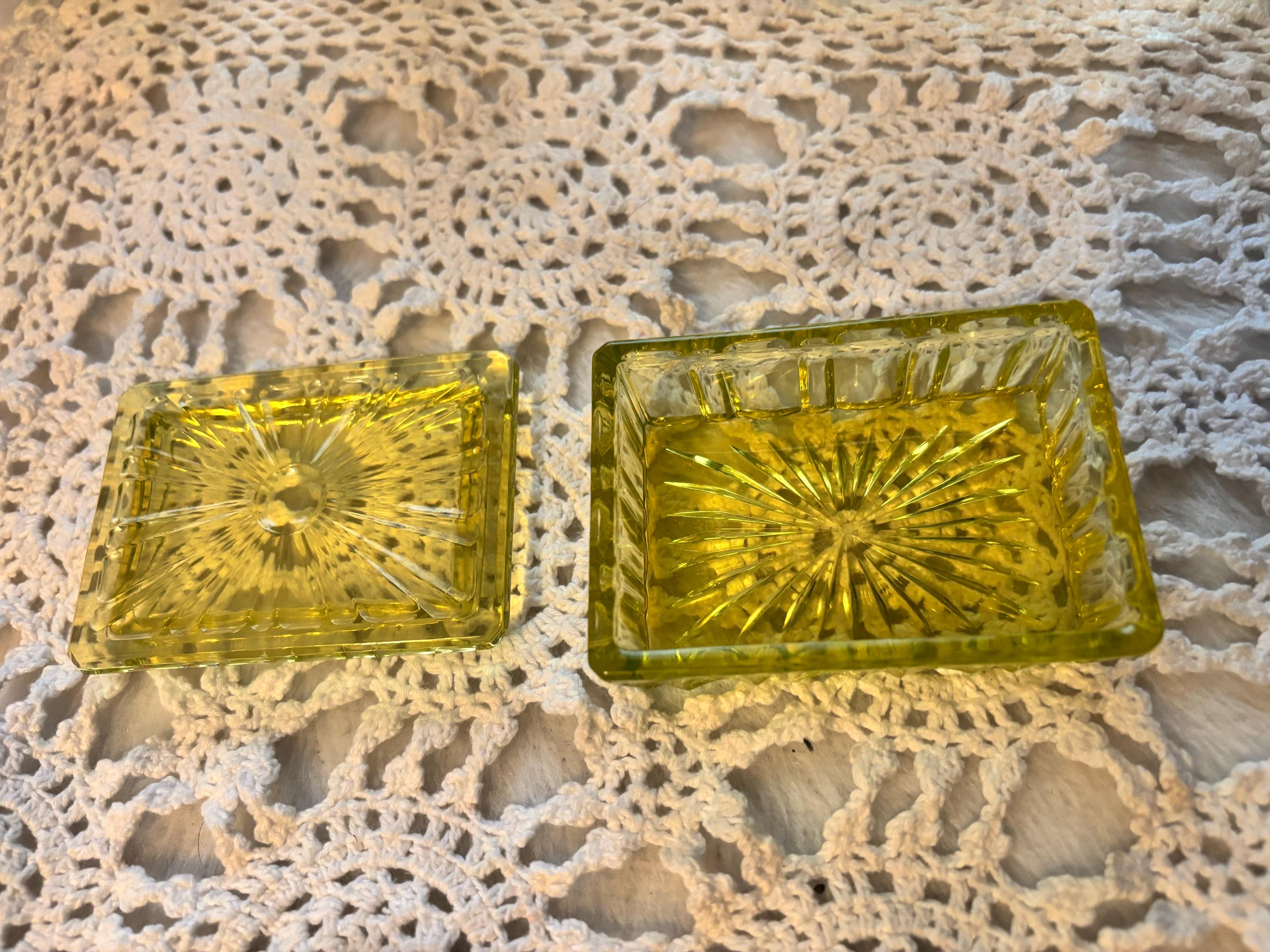 Beautiful Fostoria Uranium Trinket Box - Etsy