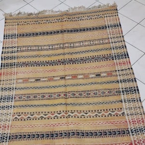 Moroccan Rug Tribal Kilim Middle Atlas Vintage Hanbel Berber Zayan ...