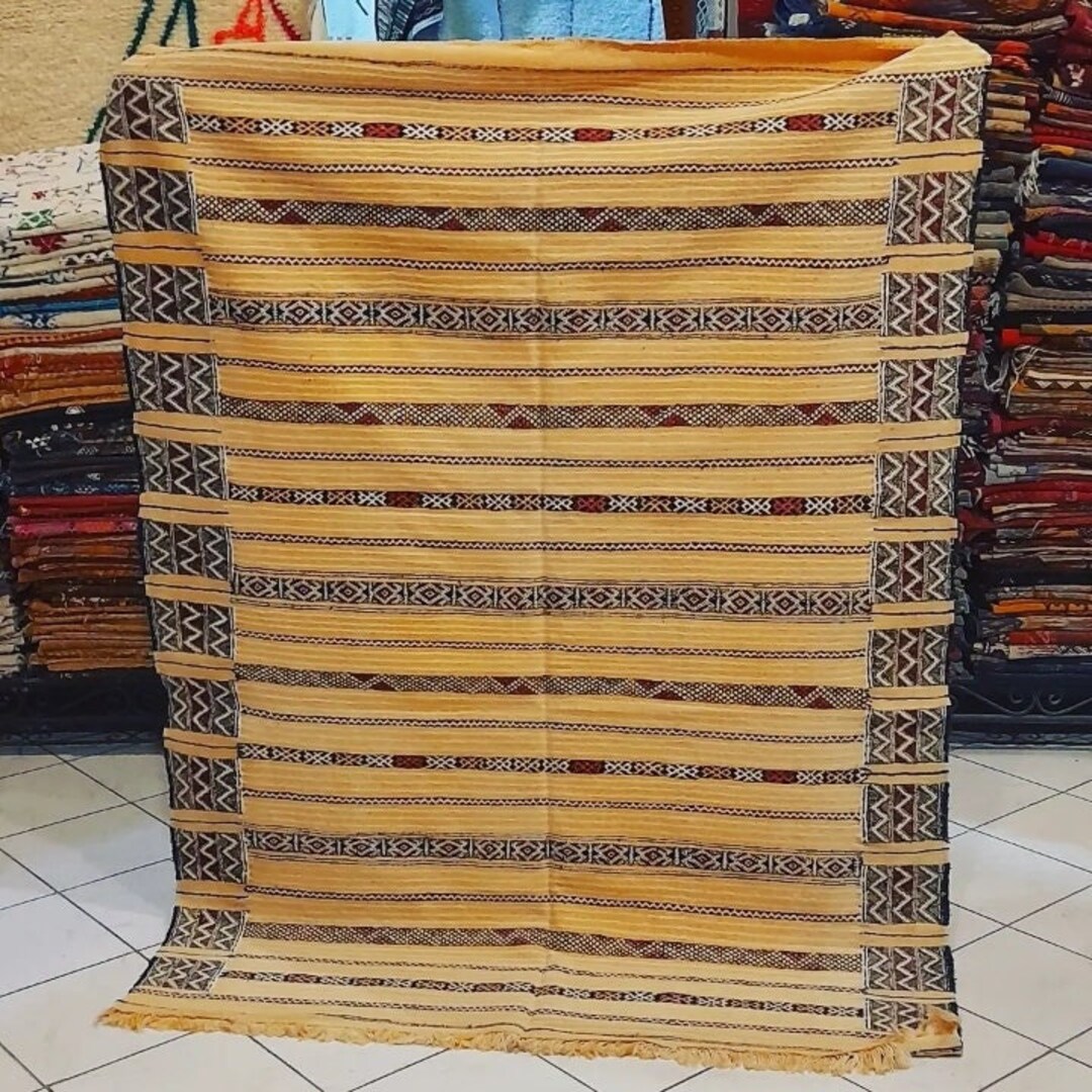 Moroccan Rug Tribal Kilim Middle Atlas Vintage Hanbel Berber Zayan ...
