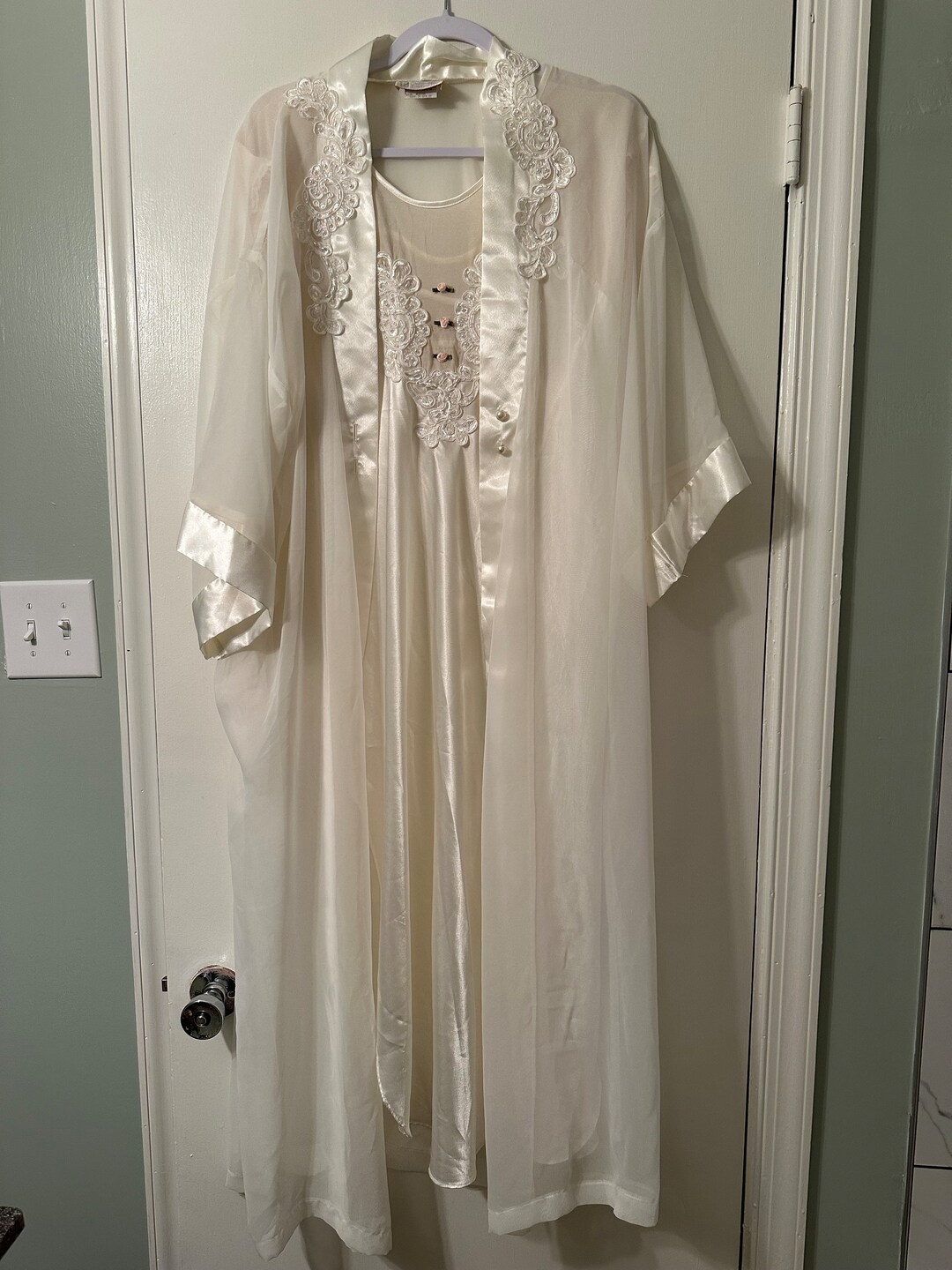 Beautiful White/ivory Bridal Nightgown With House Coat Cute Rosettes ...