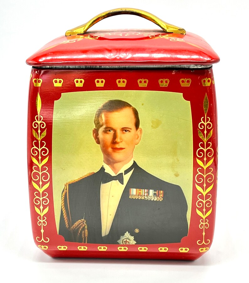 Queen Elizabeth II Coronation Toffee Tin Edward Sharp & Sons - Etsy