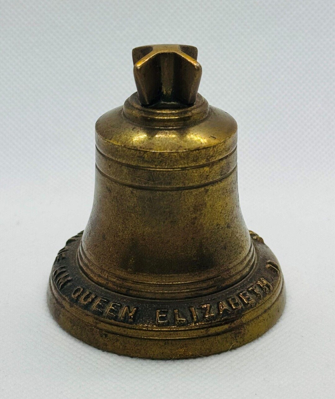 Queen Elizabeth II Vintage 1953 Brass Mini Bell Coronation Souvenir - Etsy