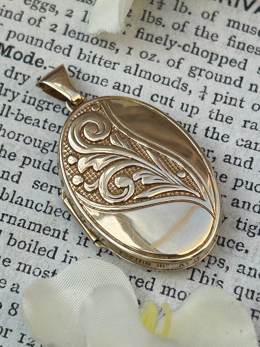 Vintage Oval Multi Photo Locket Pendant 9 Carat Yellow Gold - Etsy