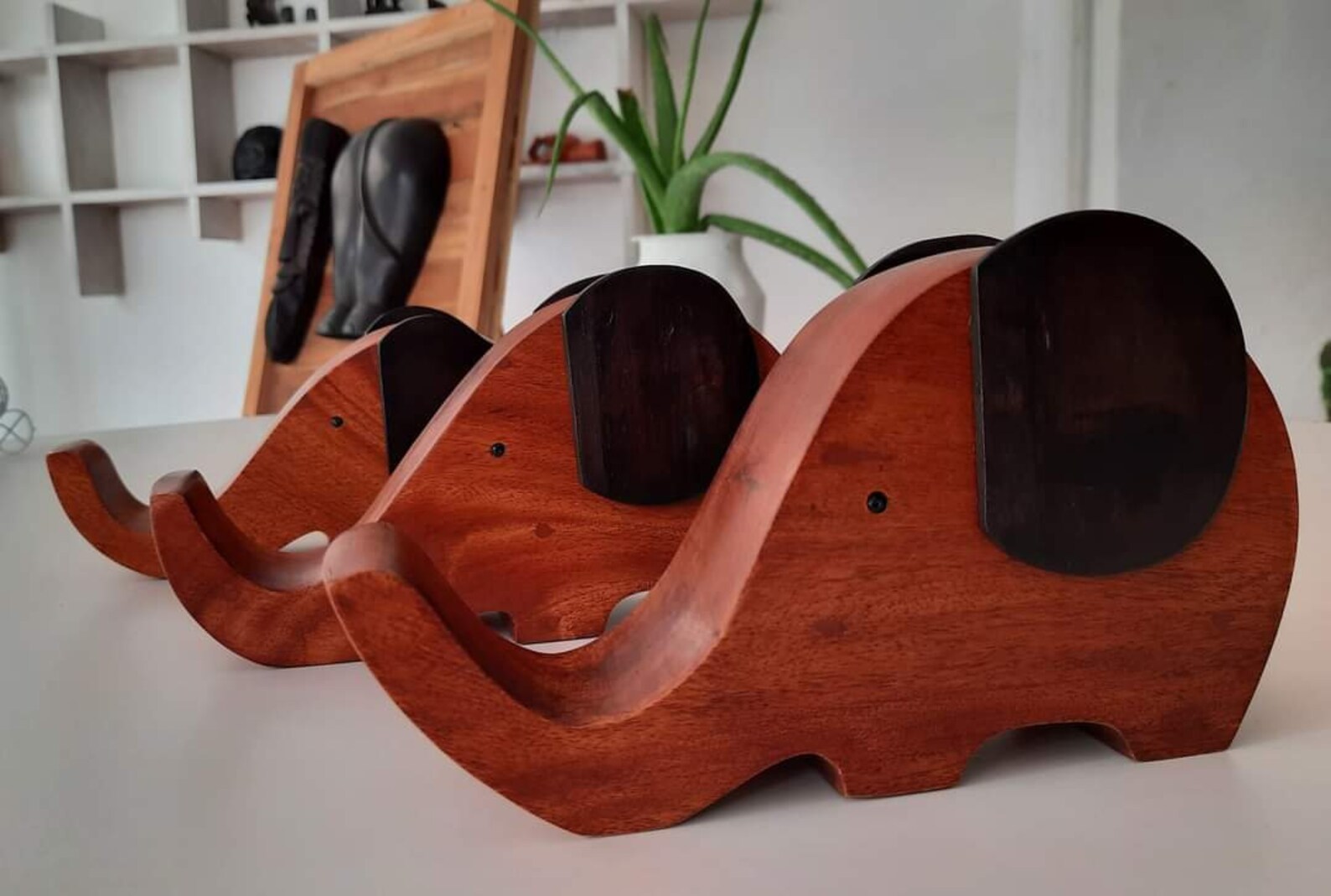 Elephant Phone Stand, Wood Phone Stand, Elephant Phone Holder, Wood ...