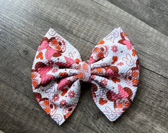 Groovy Minnie - Etsy