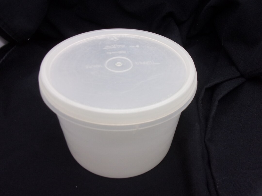 Vintage Tupperware Round Stacking Canister #263 With Lid - Etsy