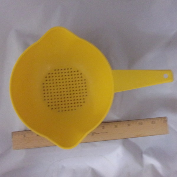 Yellow Tupperware - Etsy