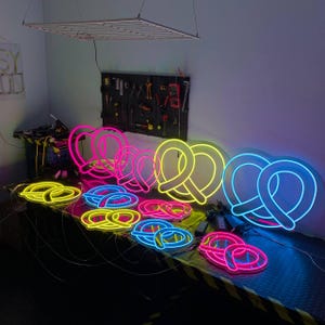 Bakery Neon Sign - Pretzel, Led Neon Sign, Coffee Bar Sign, Cafe Decor ...