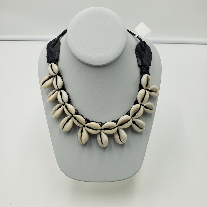 Cowry Shell Necklace - Etsy