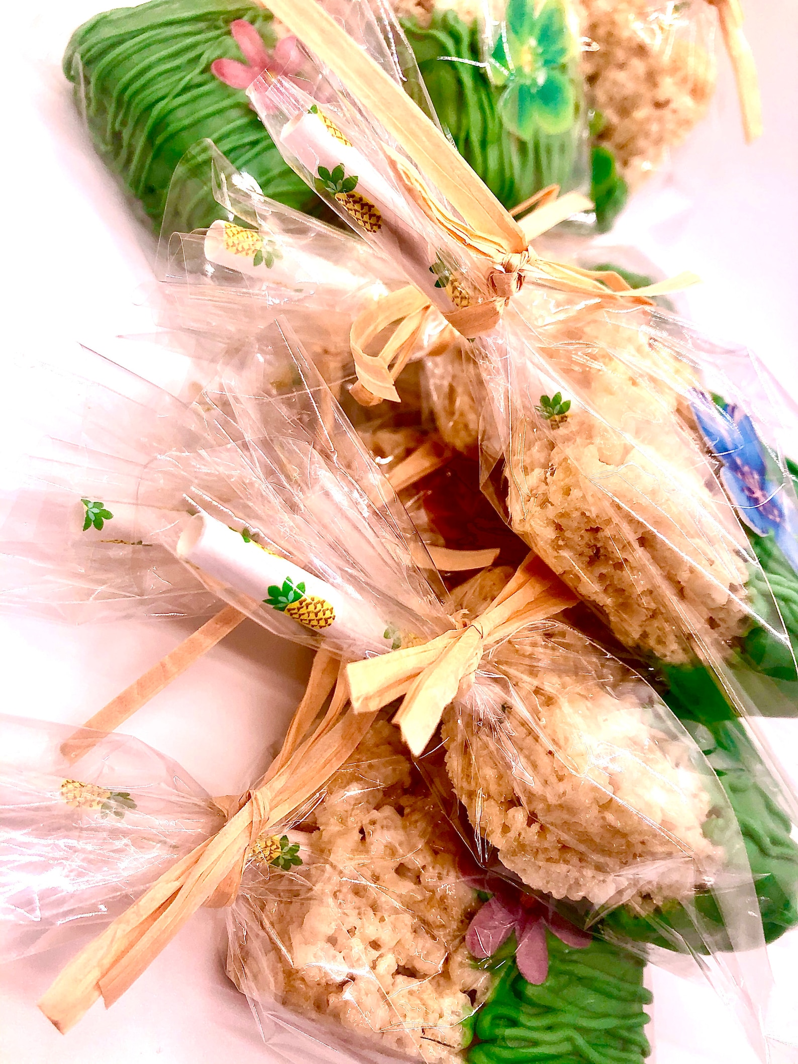 Hawaiian / Luau/ Tropical Theme Rice Krispy Treats 1 Dozen - Etsy