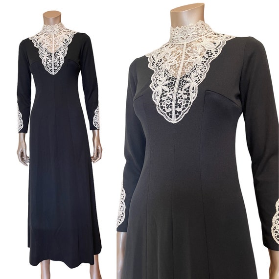 Vintage 1970s Goth Style Hostess Gown with Victorian … - Gem