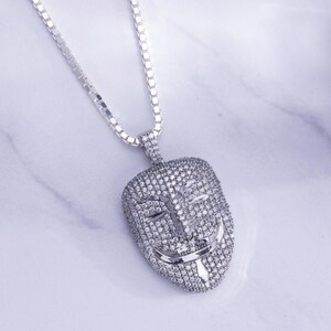 V for Vendetta Mask Necklace Men Boys Iced Out Guy Fawkes Anonymous ...