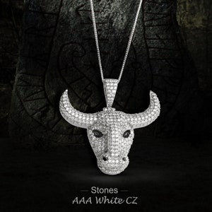 AAA CZ Diamond Iced Out Bull Head Pendant Necklace for Animal Lovers ...