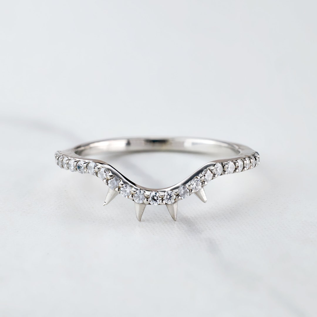 Round Moissanite Thorny Curved Wedding Band Engagement Ring Enhancer ...