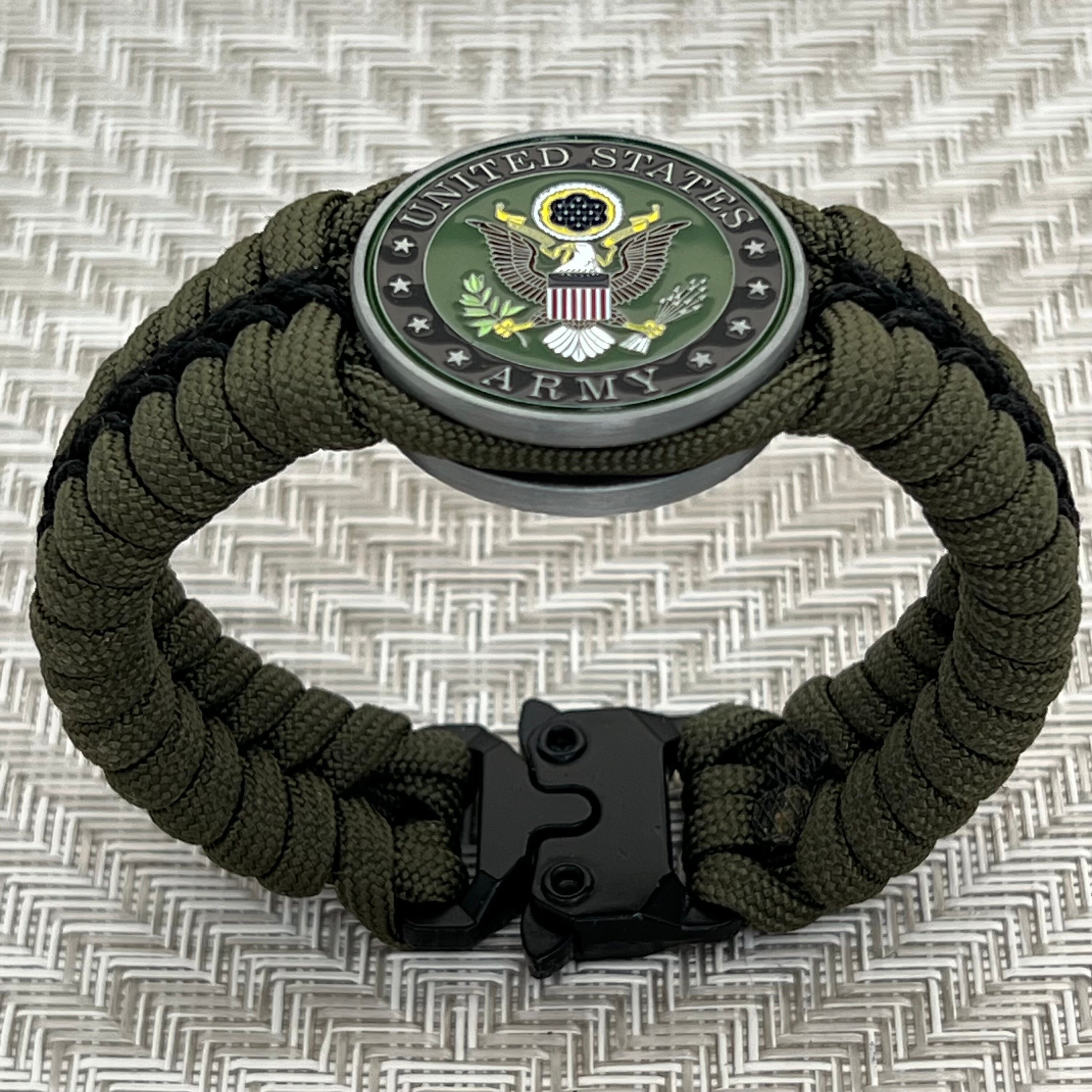 US Army Paracord Bracelet: Military Veteran Gift, Handmade Medallion - Etsy