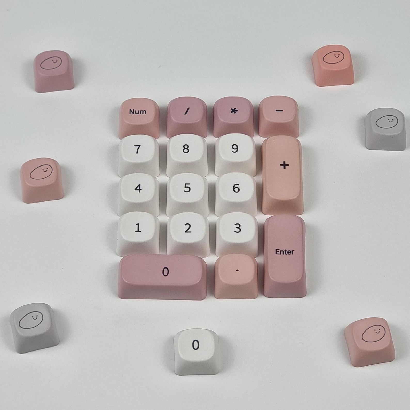 126 Keys Pale Blossom Pebble Korean Keycap Set, Warm Pink Hangul ...