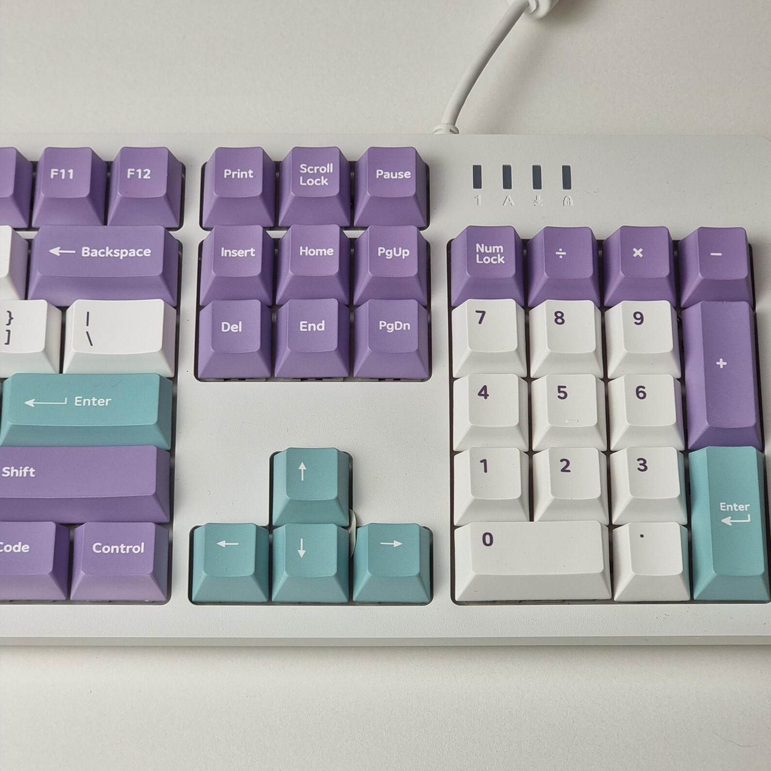 135 Keys Magnolia Korean Keycap Set, Cherry, Thick PBT (1.7mm), Cool ...
