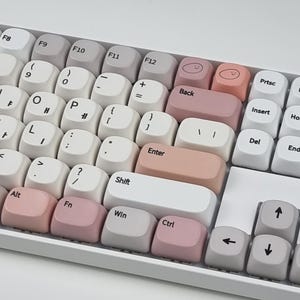126 Keys Pale Blossom Pebble Korean Keycap Set, Warm Pink Hangul ...