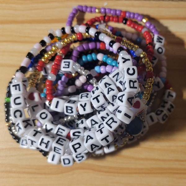 Taylor Friendship Bracelet Kit - Etsy