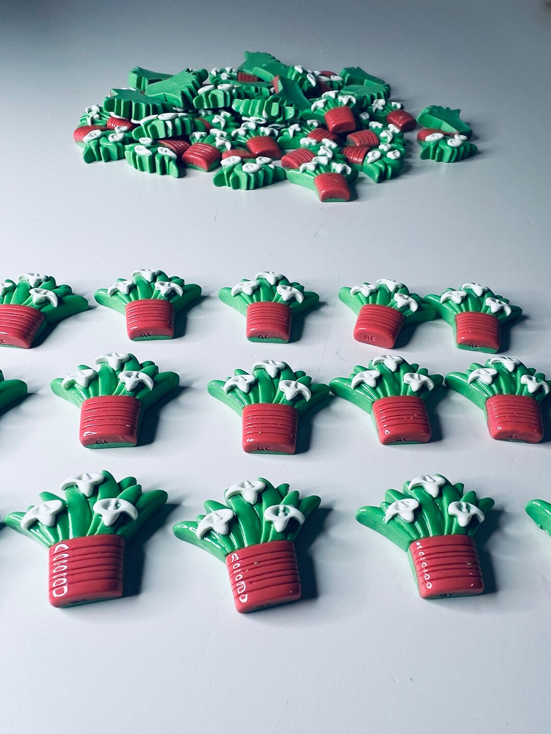 Miniature Plant Trinkets-lily Flower Mini Object-trinkets-doodads-mini ...