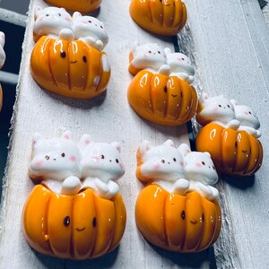 Miniature Cats in a PUMPKIN Trinket Halloween Minis Speech Therapy Mini ...