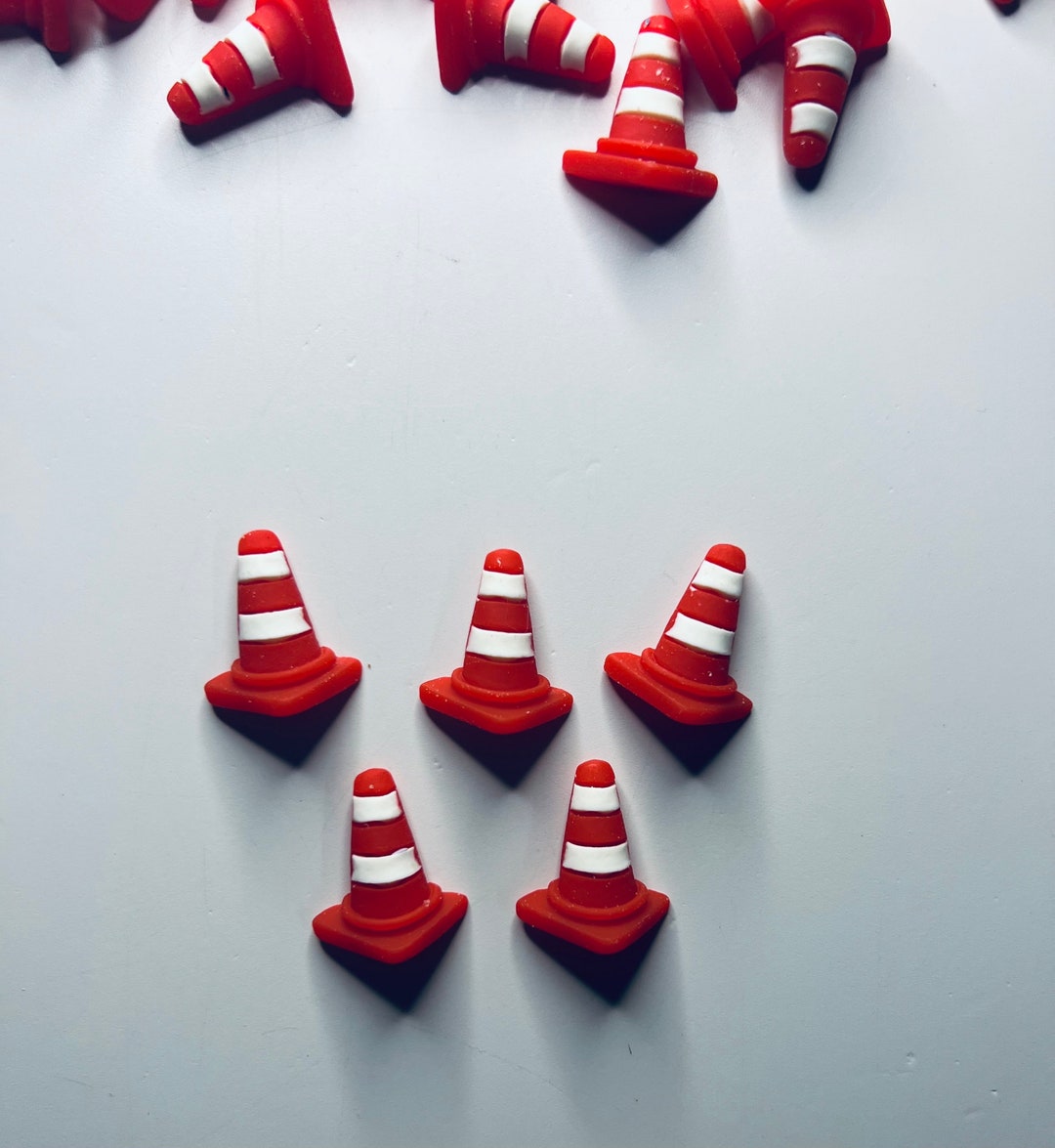 Miniature Construction Cone Mini Objects for Construction Play Speech ...