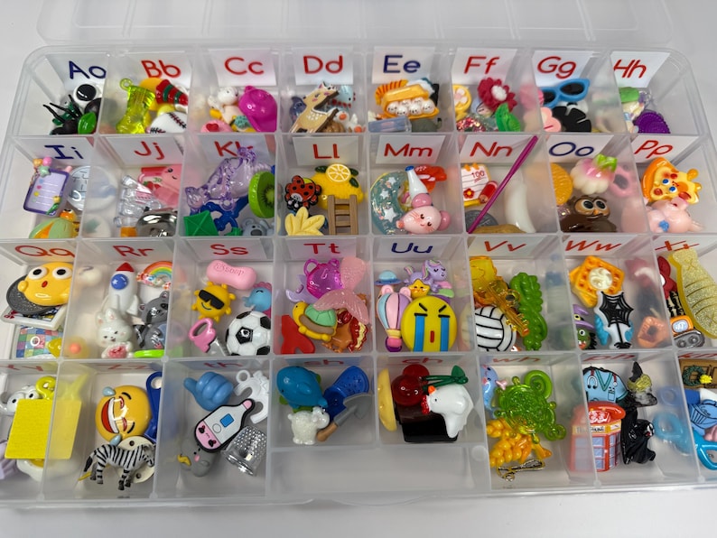 Alphabet Mini Objects Set Includes Phonics & Digraphs Kit | Montessori ...