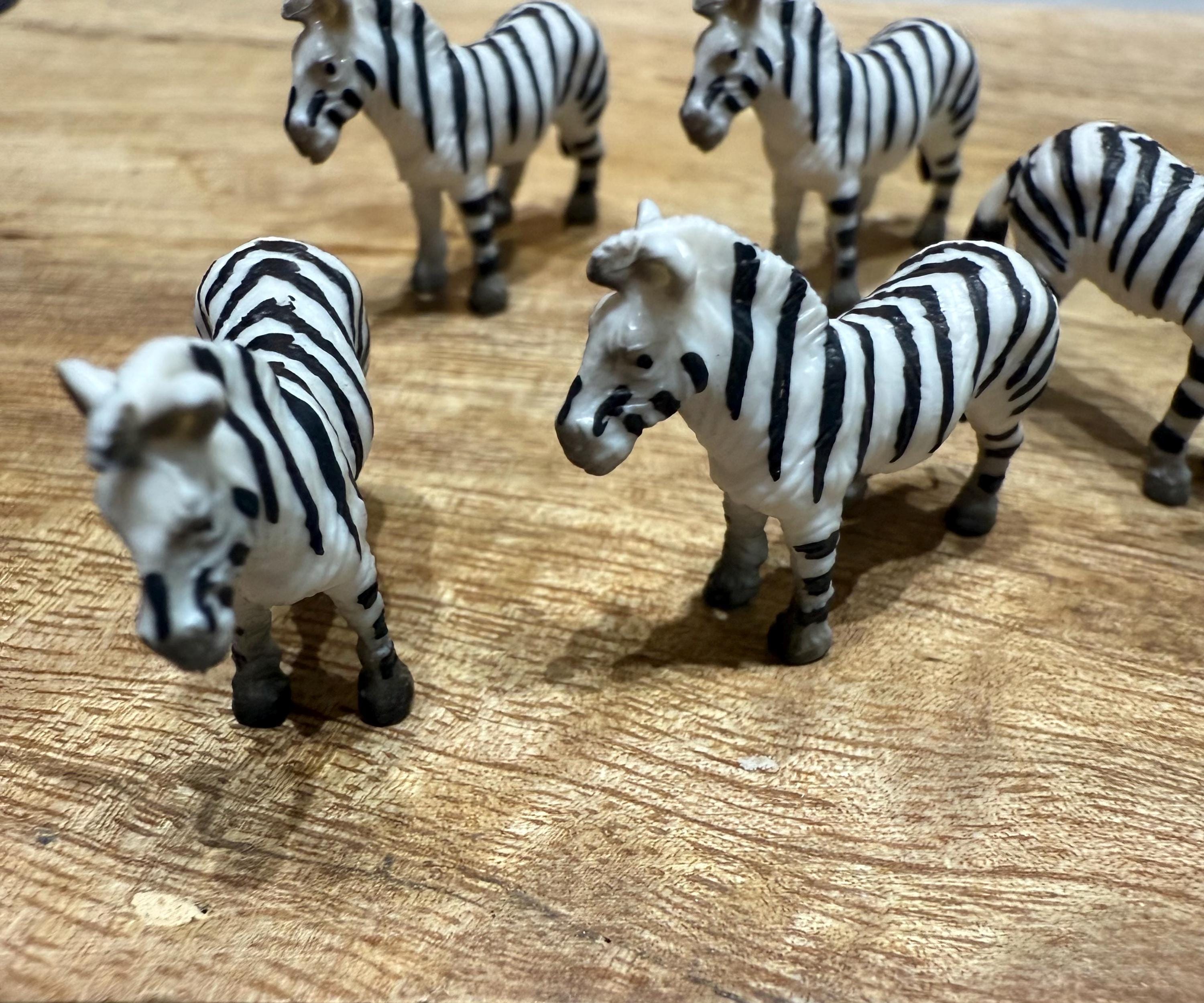 Miniature Zebra Figurine – Tiny Animal for Dollhouse, Fairy Garden ...