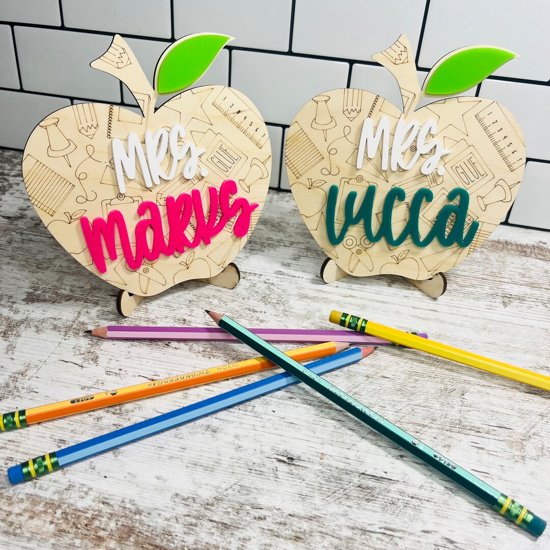 Teacher Gift - Personalized Teacher Desk Apple Name Plate - Etsy