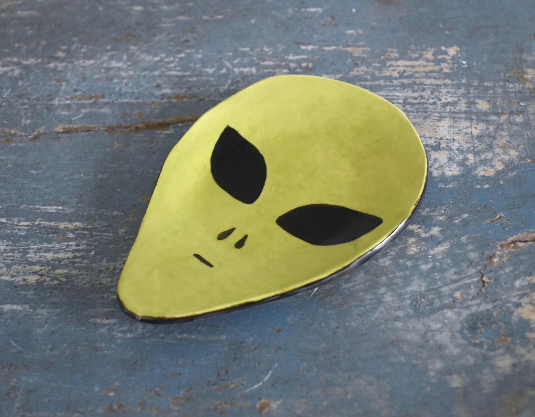 Ceramic Alien Head Spoon Rest Handmade Home Decor Pottery Alien UFO ...