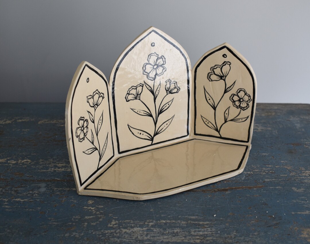 Ceramic Black and White Floral Standing Altar Shrine Prayer Altar ...