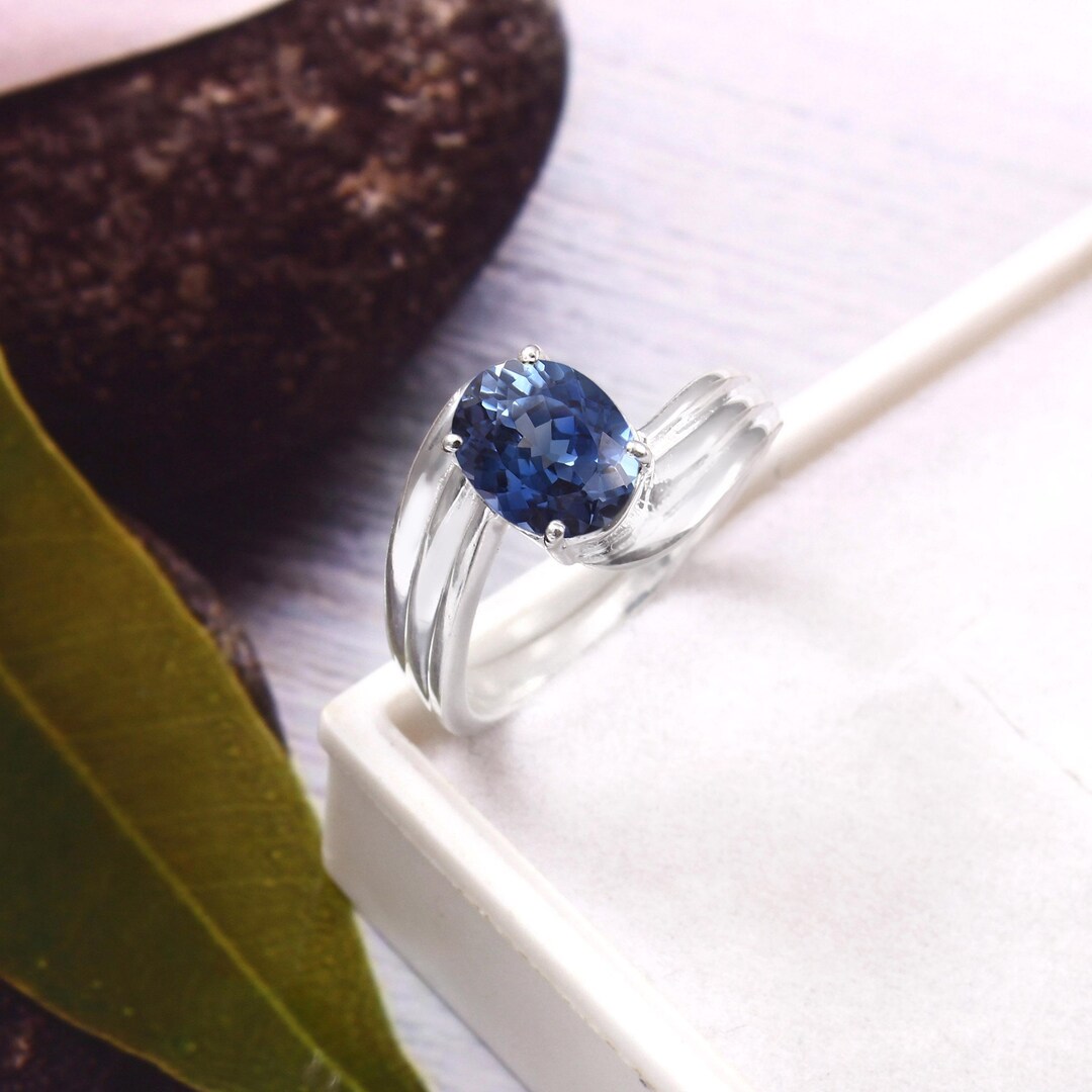 Marvellous Ceylon Royal Blue Sapphire Oval Cut Gemstone Ring Statement ...