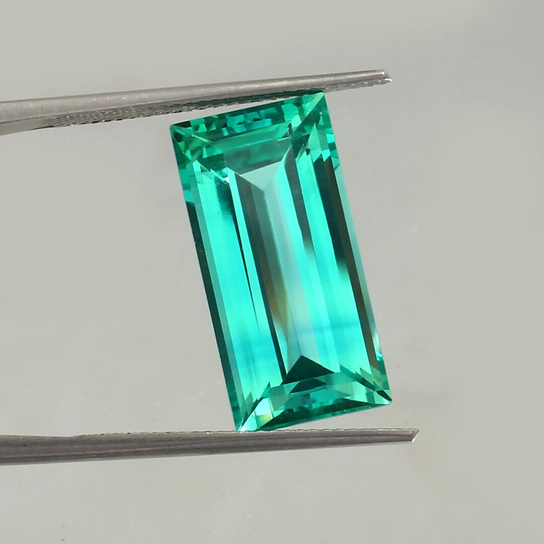 AAA Grade Flawless Ceylon Bi-color Parti Sapphire Loose Emerald ...