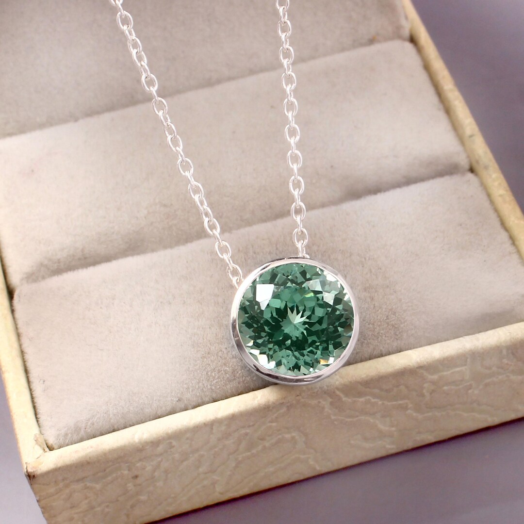 Marvellous Ceylon Green Spinel Round Charm Pendant Spinel Round ...