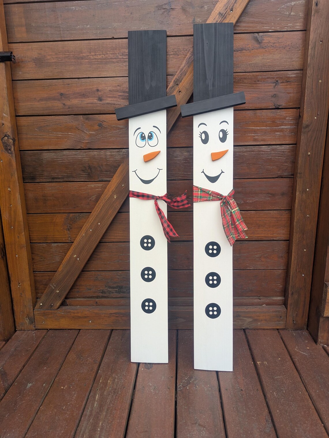 Snowman and Snowwoman Cedar Porch Leaner / Rustic Winter Front Porch ...