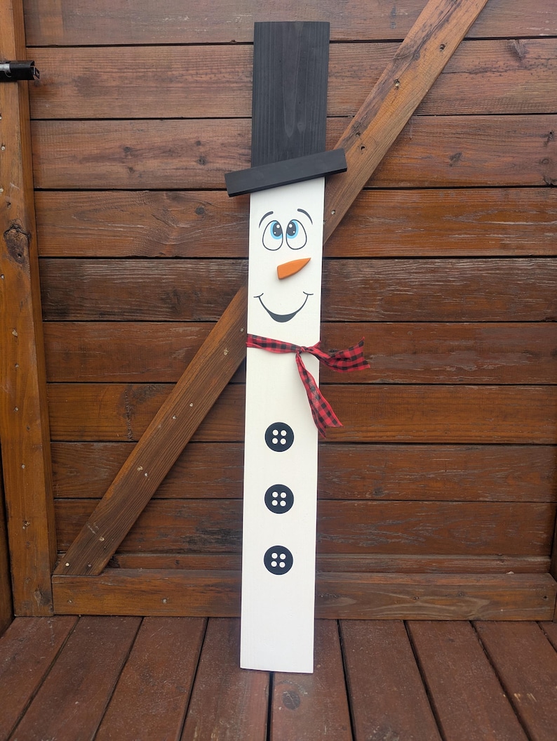 Snowman and Snowwoman Cedar Porch Leaner / Rustic Winter Front Porch ...