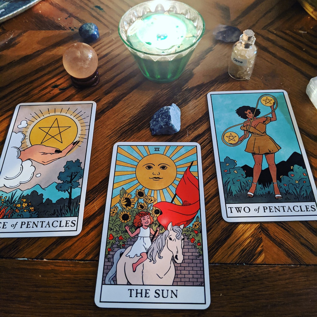 Custom 10 Card Tarot Reading With ASMR - Etsy