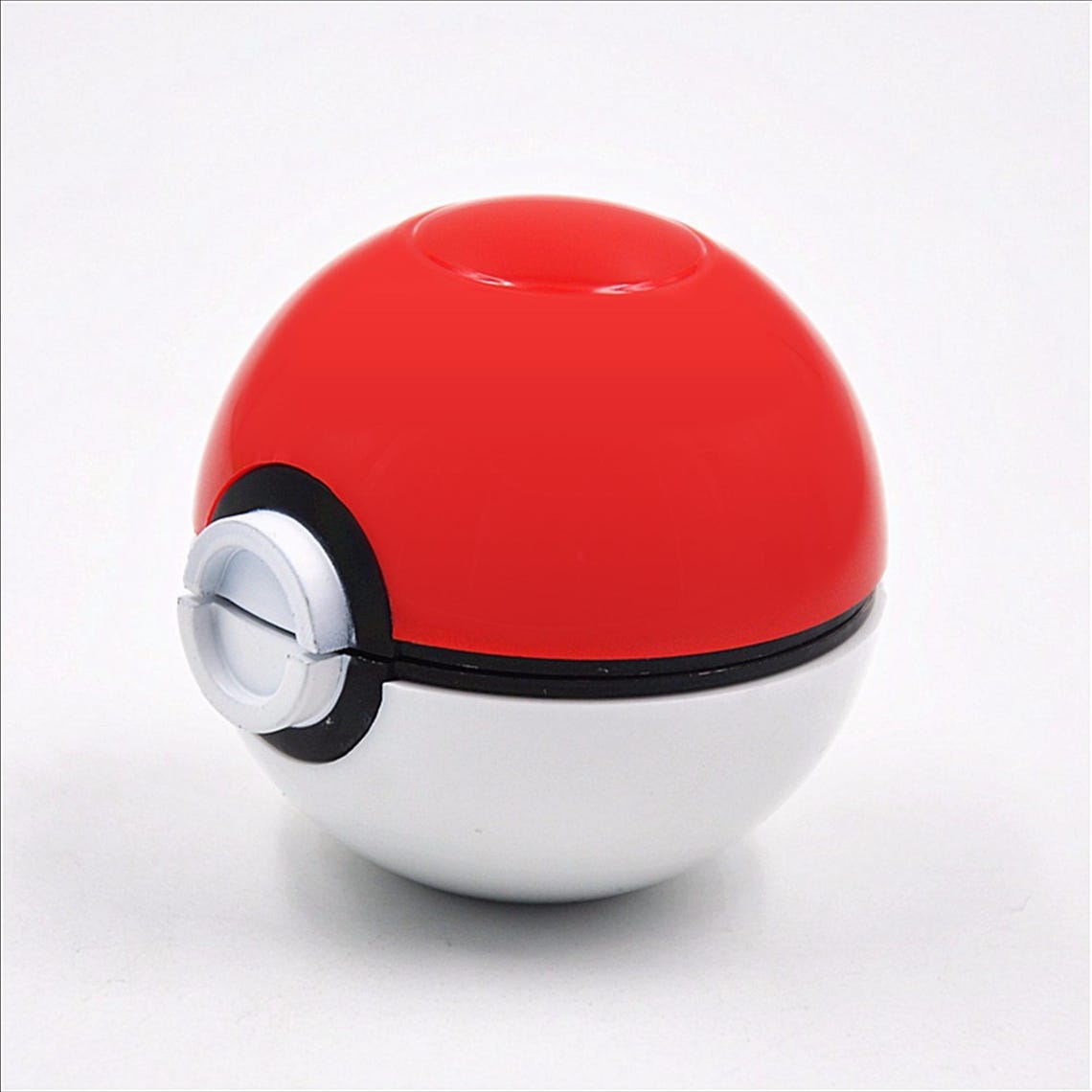 Pokeball Herb Grinder: 2-inch Replica With Pollen Catcher - Etsy