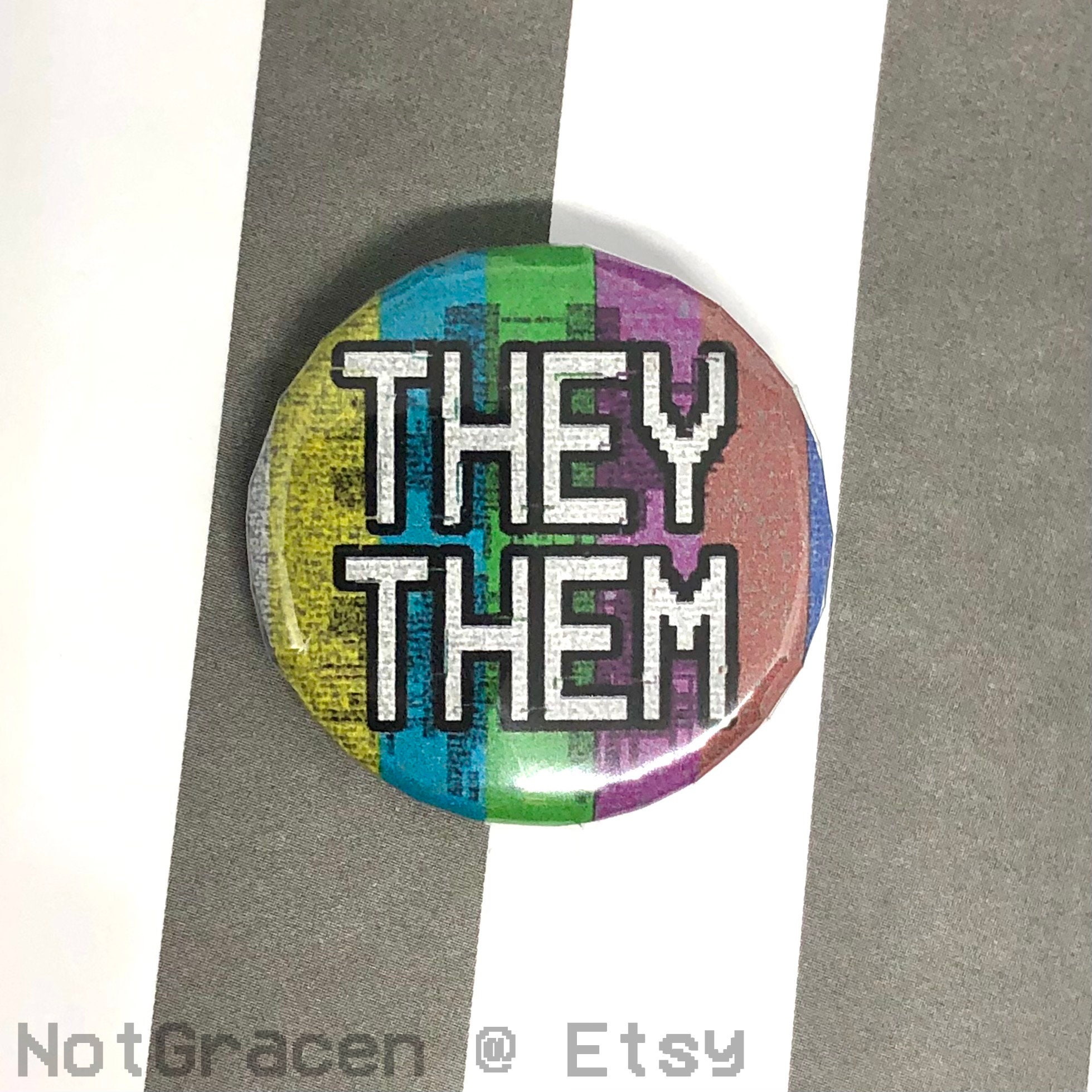 Glitchcore Glitch Text Aesthetic Pronouns 1.5" Button Badges - Etsy