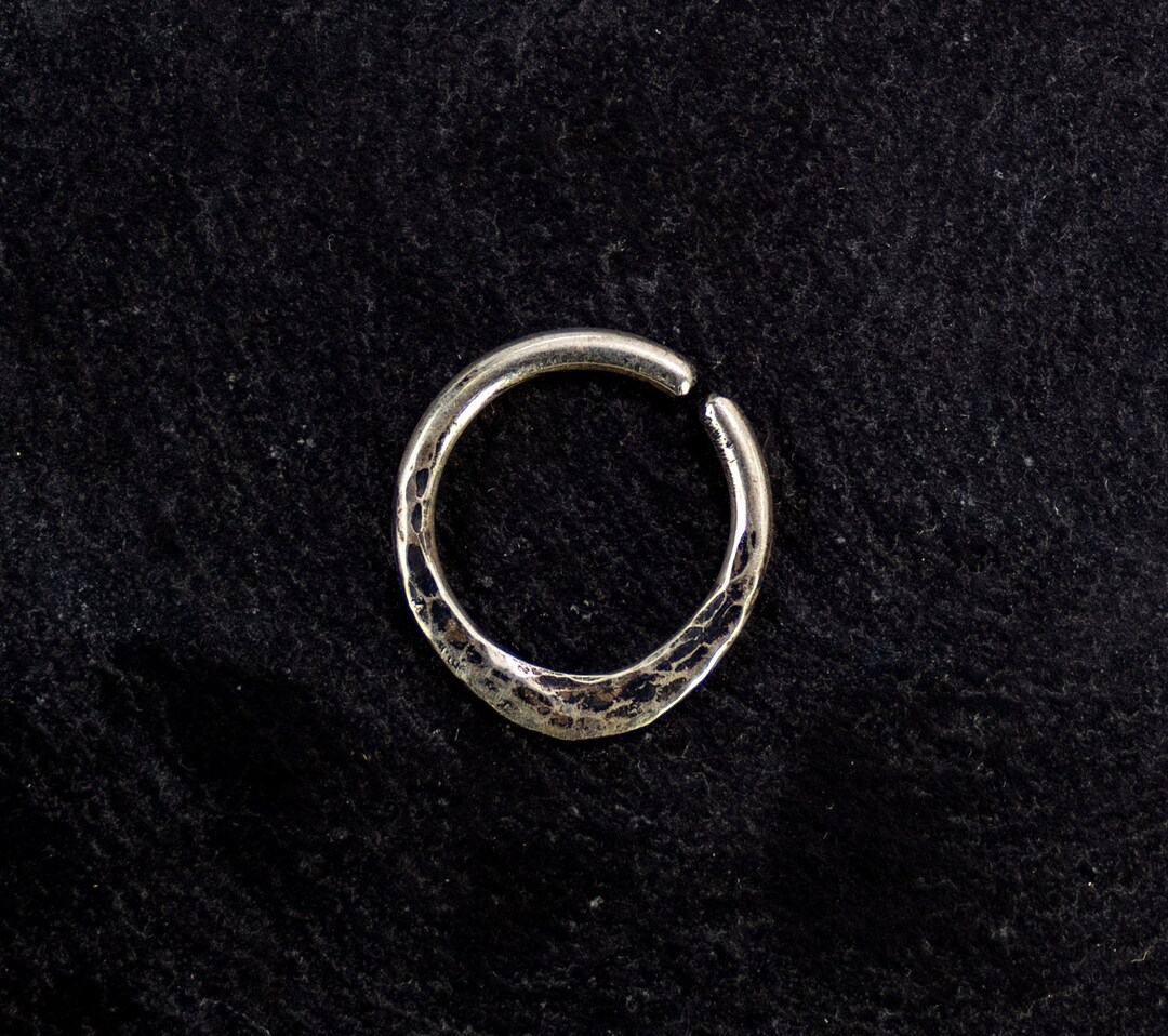 Hammered Silver Hoop Septum, Handmade Stretch Nose Ring - Etsy