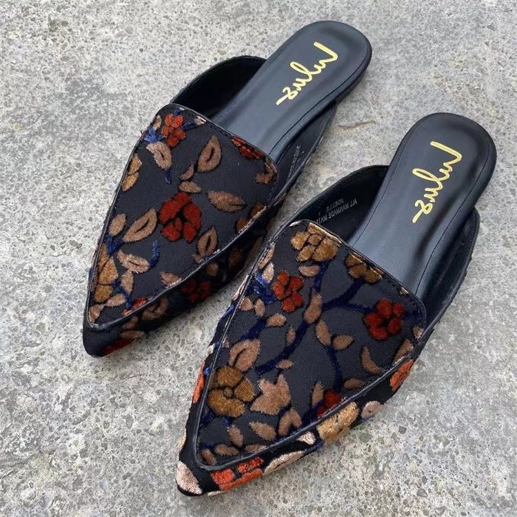 Vintage Embroider Mule Shoes Black Flower Pointed Toe Mule - Etsy
