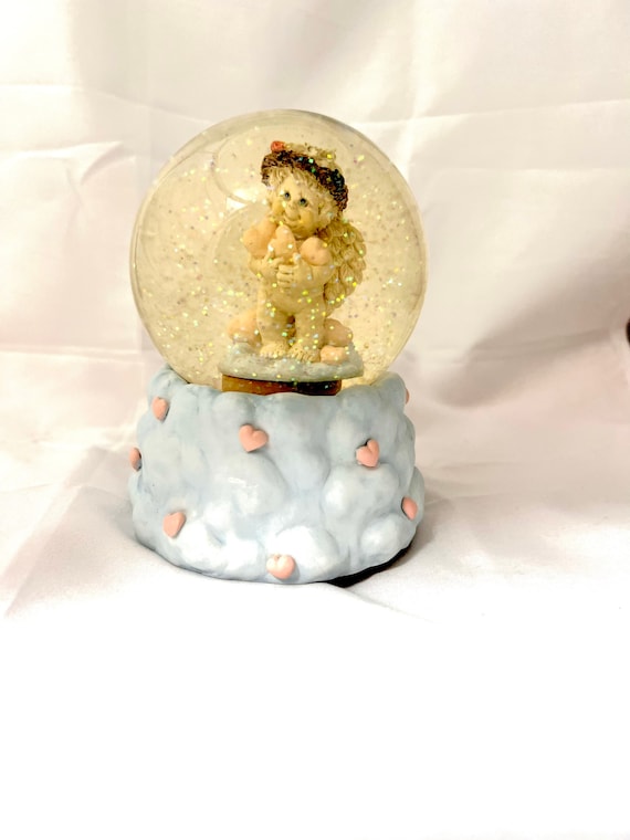 Cherub Snow Globe