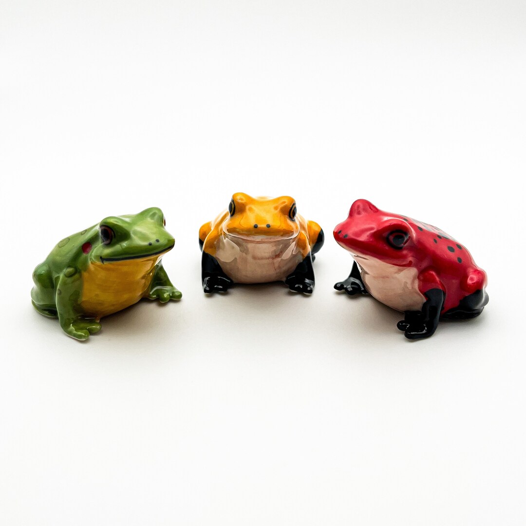 Frog Figurine: A Hand-painted Ceramic Treasure for Pet Owners, Frog ...
