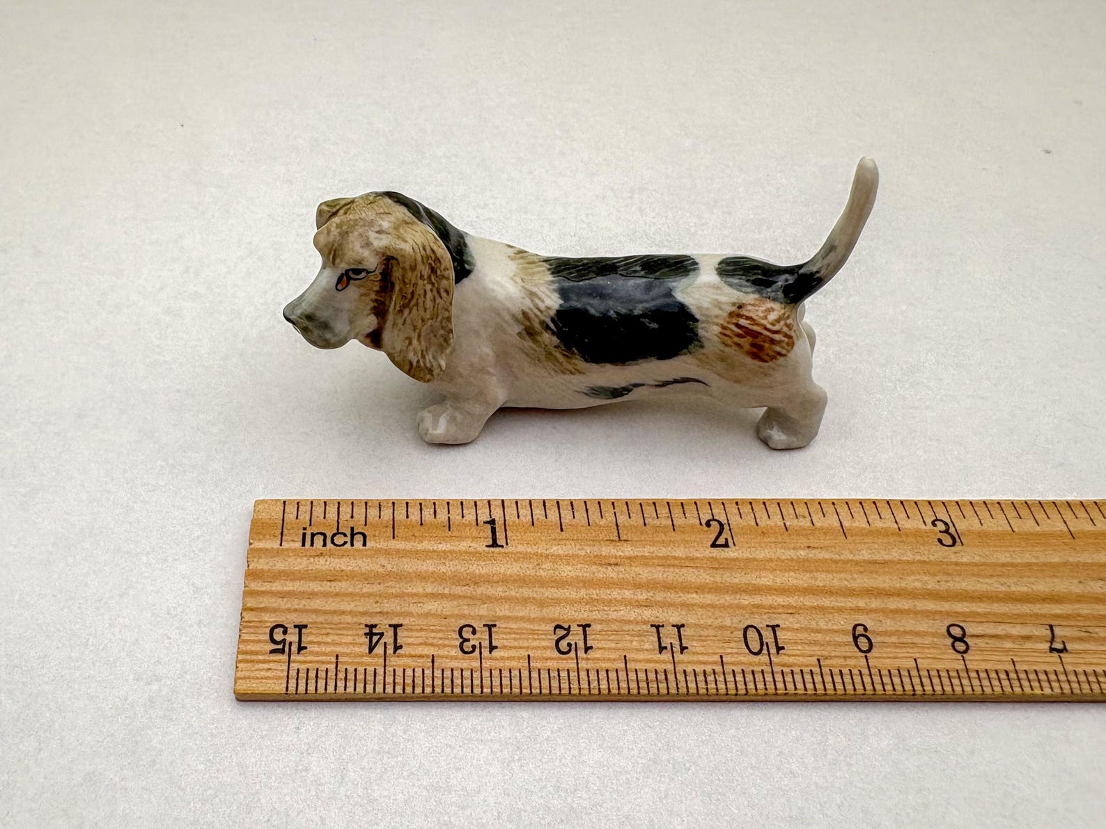 Hand-painted Basset Hound Figurine – Ceramic Dog Statue - Etsy