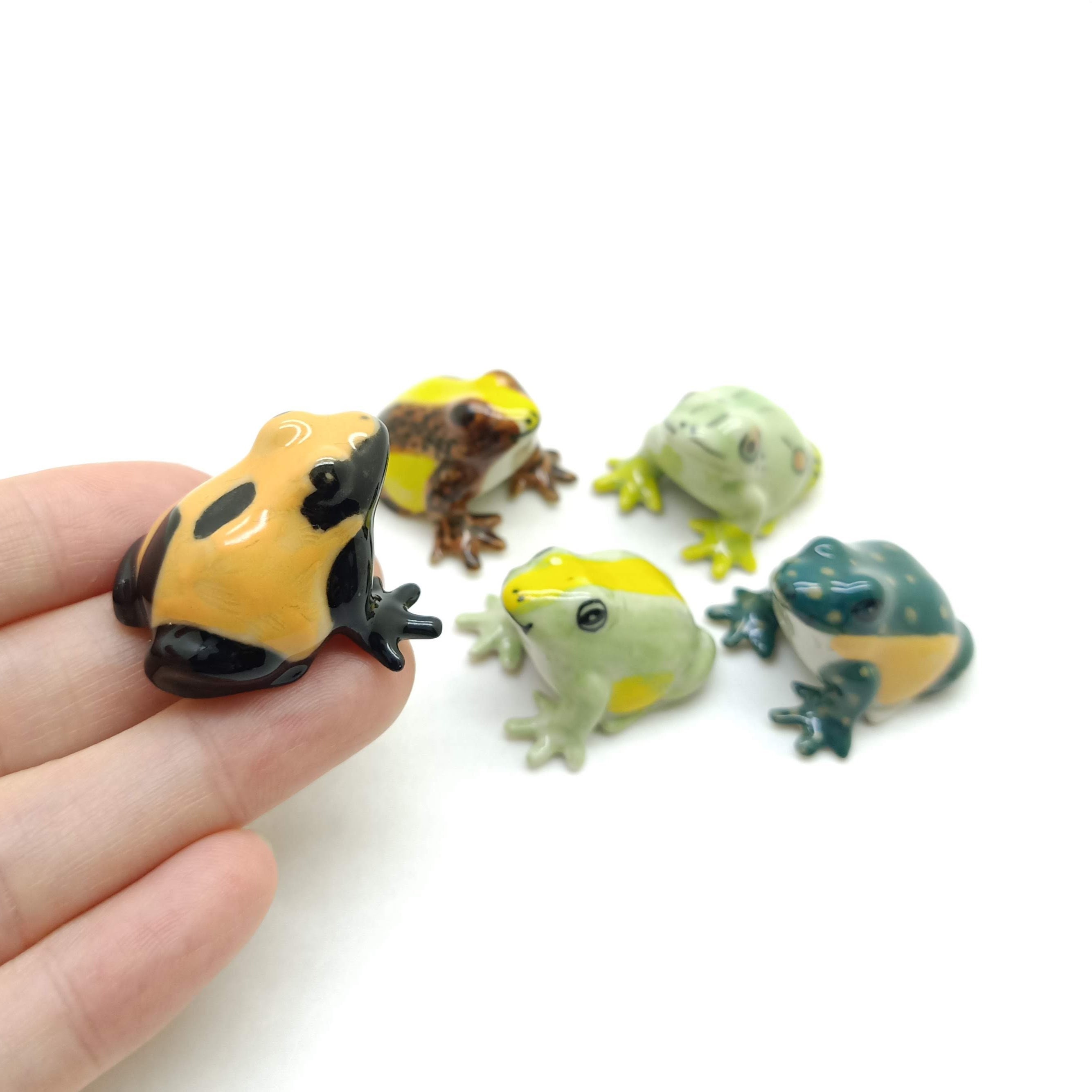 5 Ceramic Frogs Figurines Amphibian Animal Miniature Statue - Etsy UK