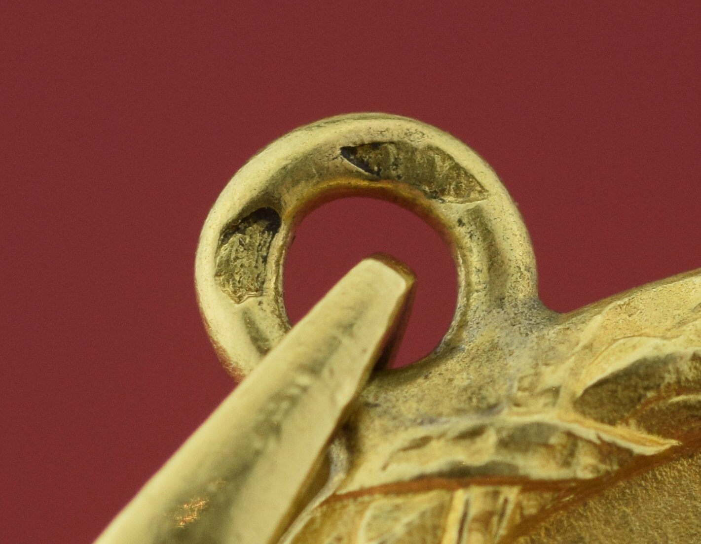 Pendentif de charme antique Auguste Augis Français Plus Que - Etsy France