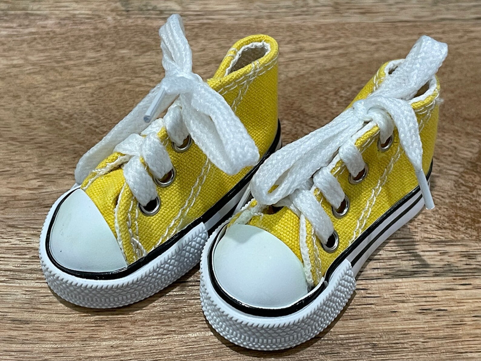 Mini Converse/gnome Shoes/doll Shoes/mini Sneakers/sold in | Etsy