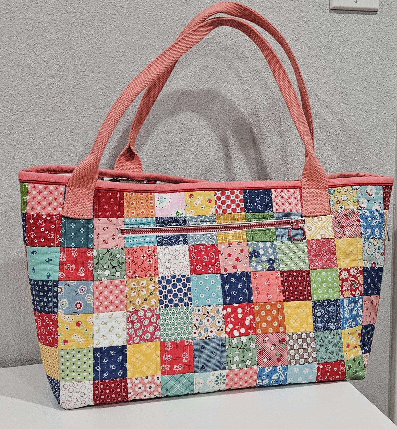 Tensisters Tote Booklet by Carmen Geddes. Grid Quilt Patterns ...
